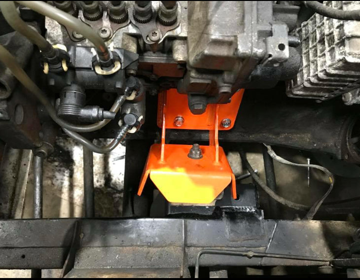 Engine Mounts to fit OM606 or OM605 Engine into Land Rover Vehicles ...