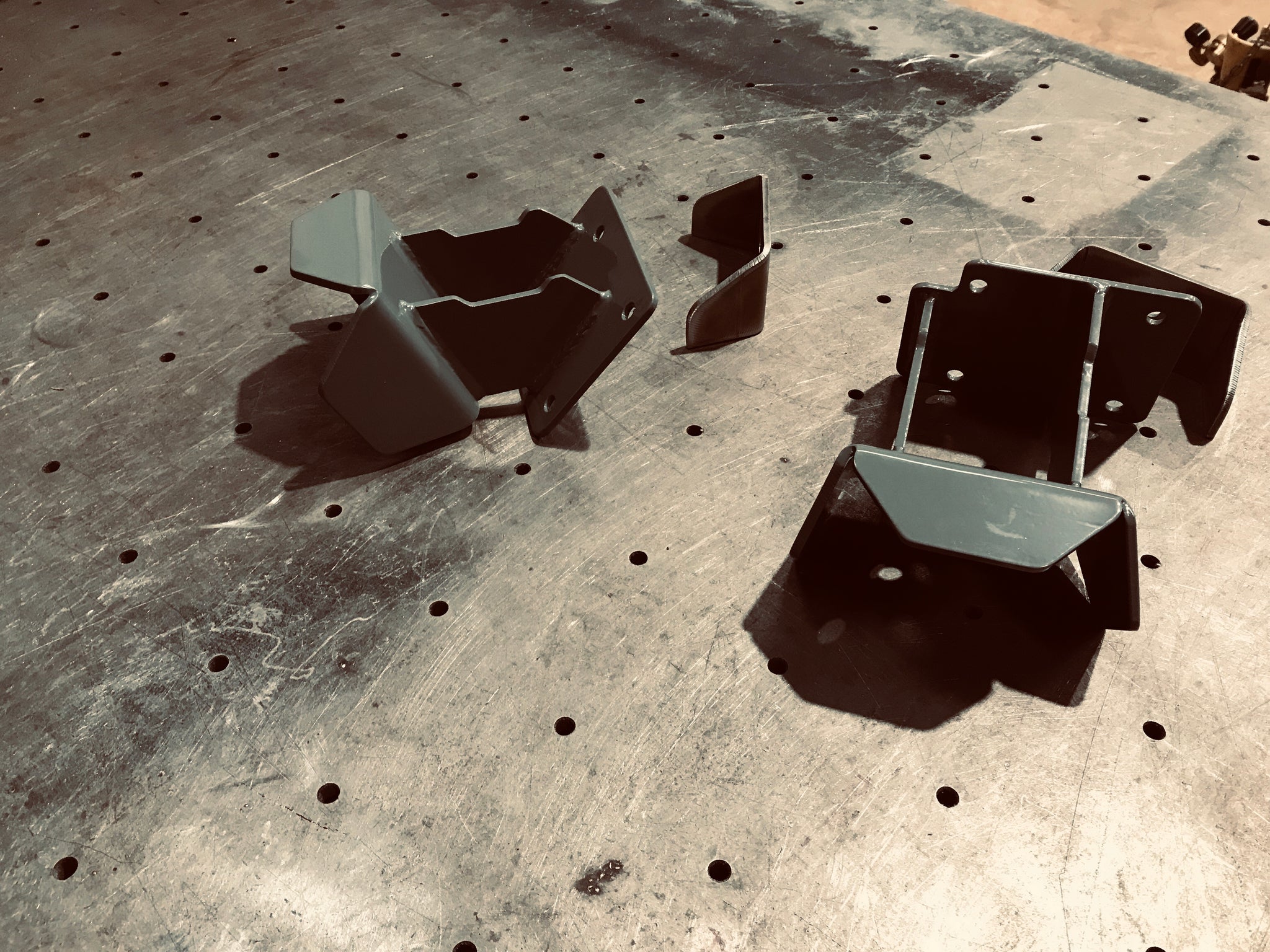 Engine Mounts to fit OM606 or OM605 Engine into Land Rover Vehicles ...